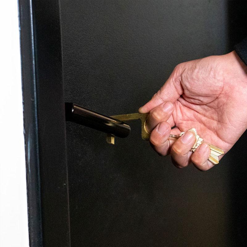 EDC Door Opener Touch-free Tool – easyeer